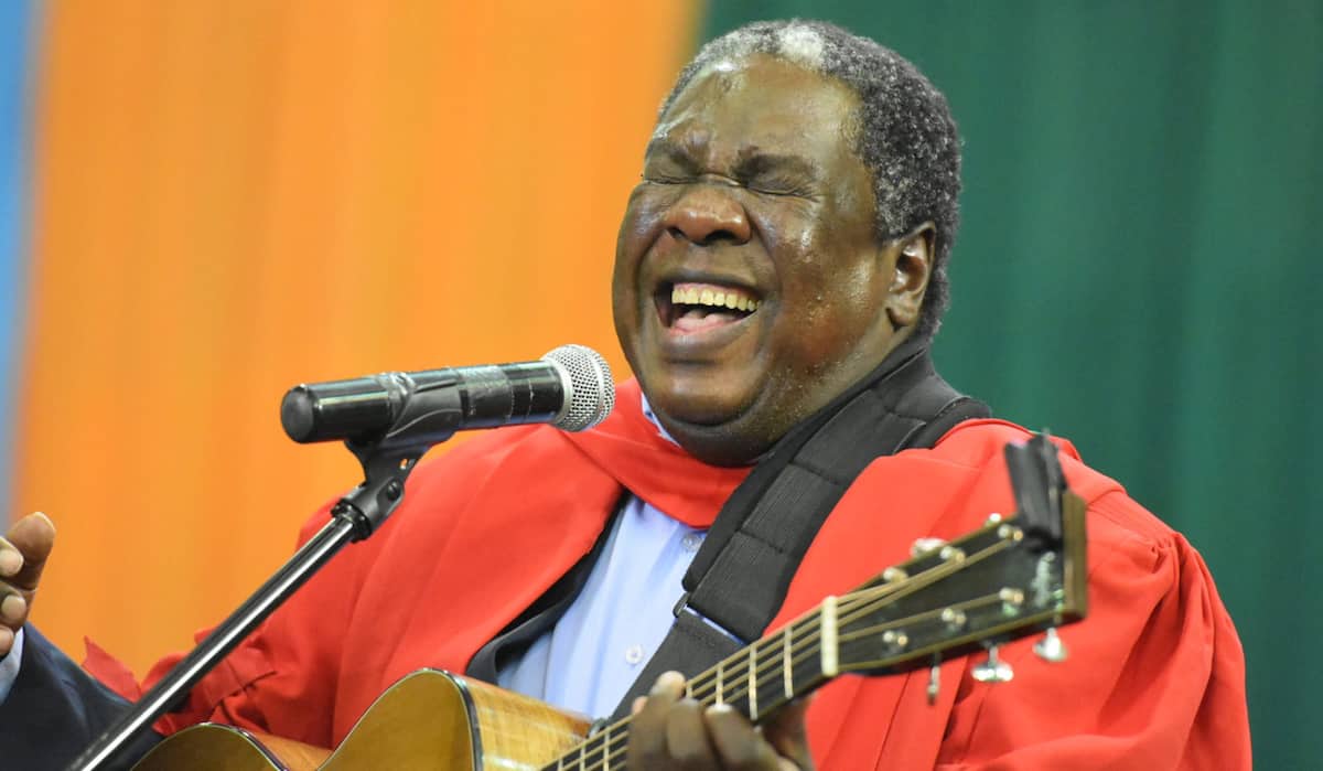 Vusi Mahlasela bio: age, children, songs, profile, where is he today? Vusi Mahlasela bio: age, children, songs, profile, where is he today?